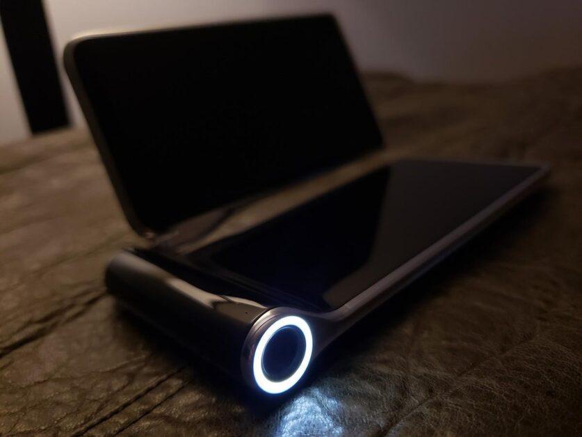 HubblePhone dual-screen, folding smartphone coming in 2020